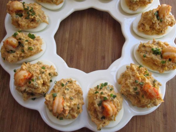 CRAWFISH-STUFFED DEVILED EGGS RECIPE